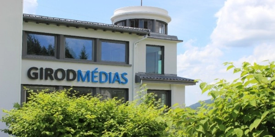 A GirodMédias aproxima a marca ao consumidor. Diz o Jérémy - Briefing ...