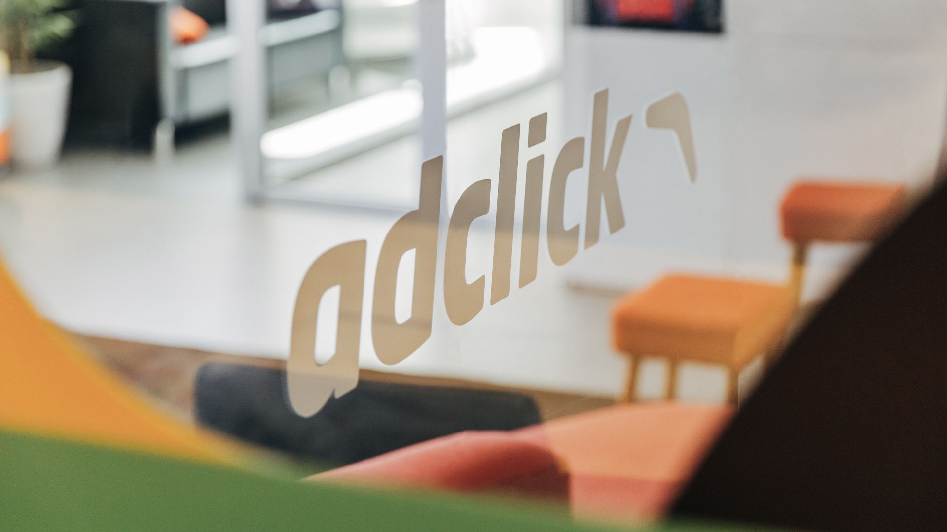 A Adclick tem "Conversas à Sexta" - Briefing: Todas as notícias sobre os negócios do Marketing e ...