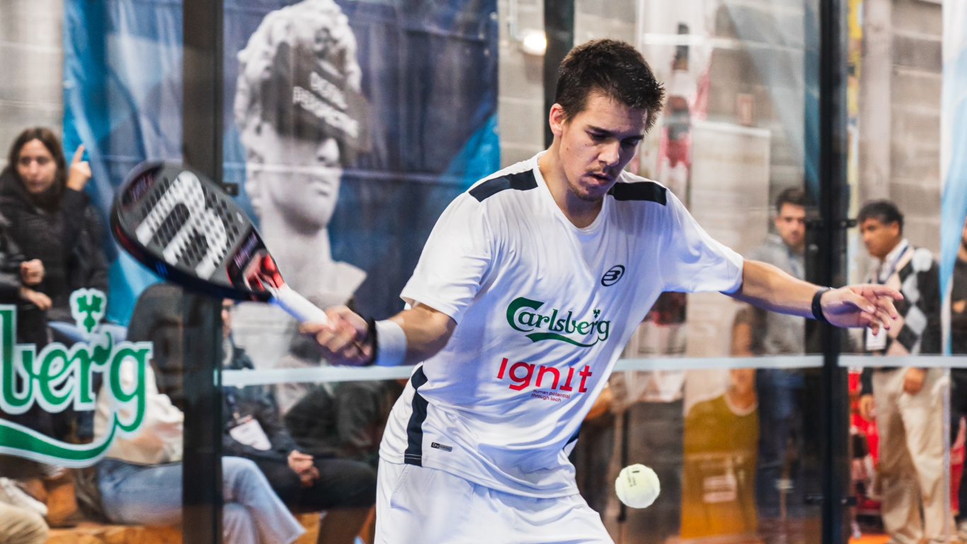 Vestimos a camisola da Carlsberg com o atleta Diogo Jesus - Briefing ...